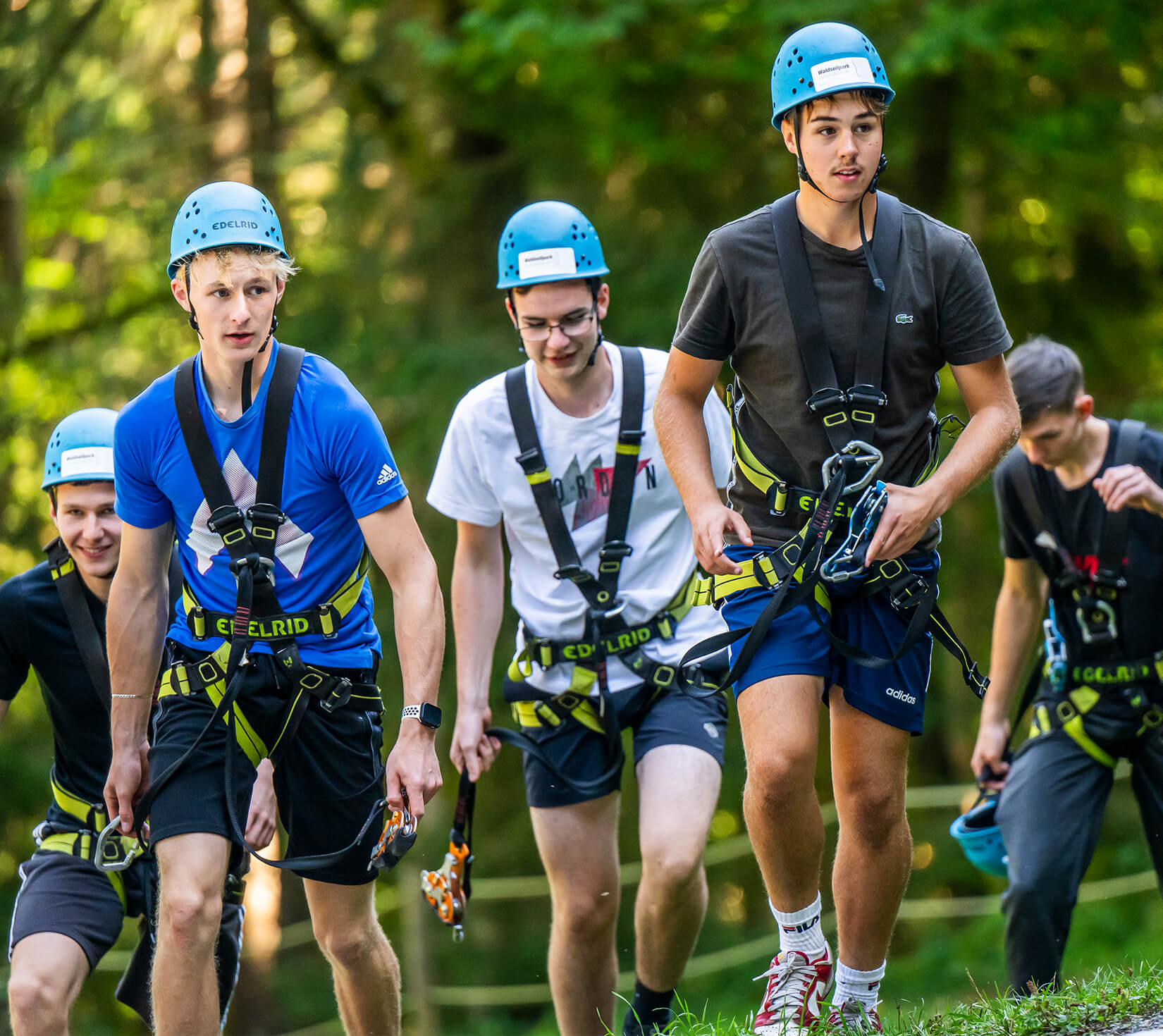 Alle an Bord: voestalpine-Lehrlinge beim Teambuilding | voestalpine Lehre