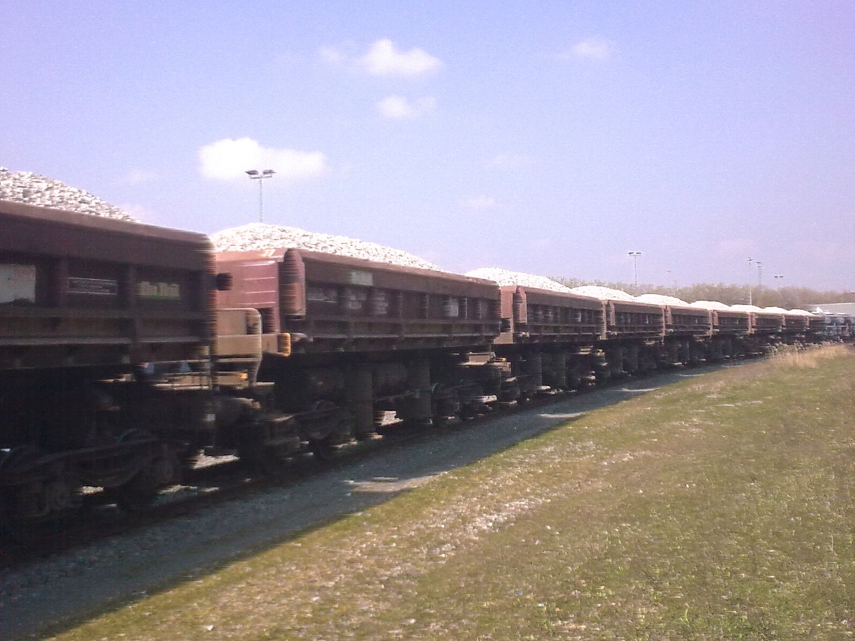 Wagonvloot uitgebreid met Fas-wagons - voestalpine Track Solutions ...