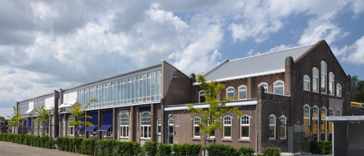 Intentieovereenkomst voor zonnepanelen op onze daken - voestalpine ...